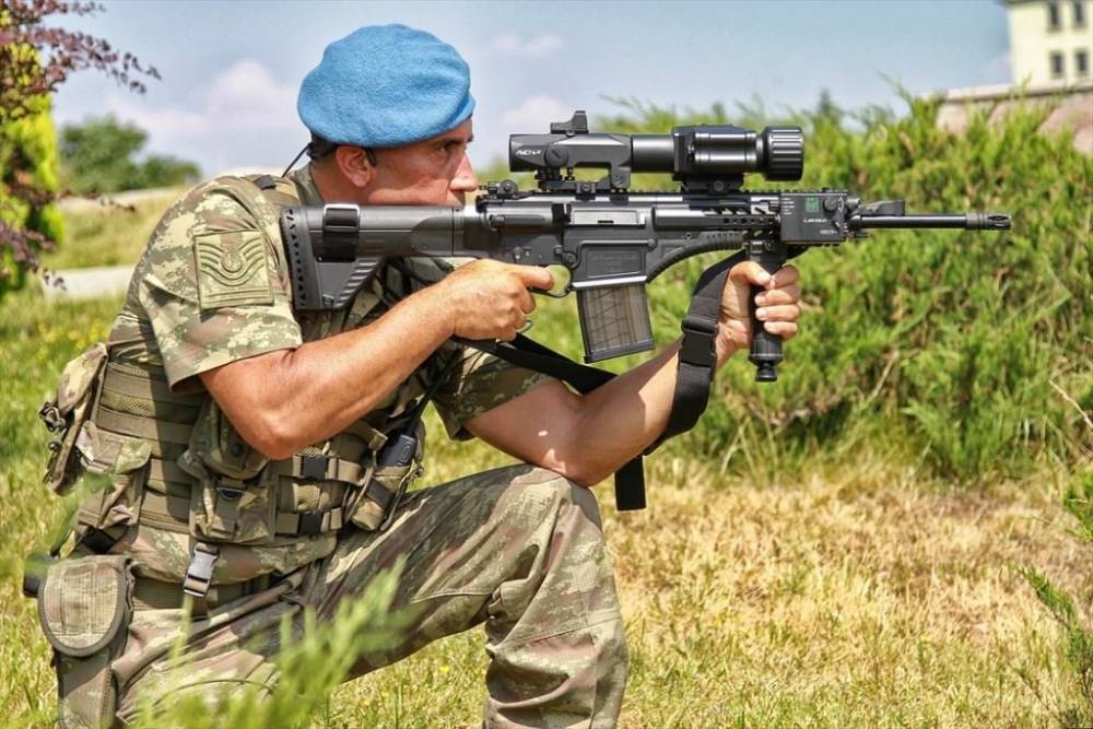 MKEK MPT-76 штурмовая винтовка - характеристики, фото, ттх